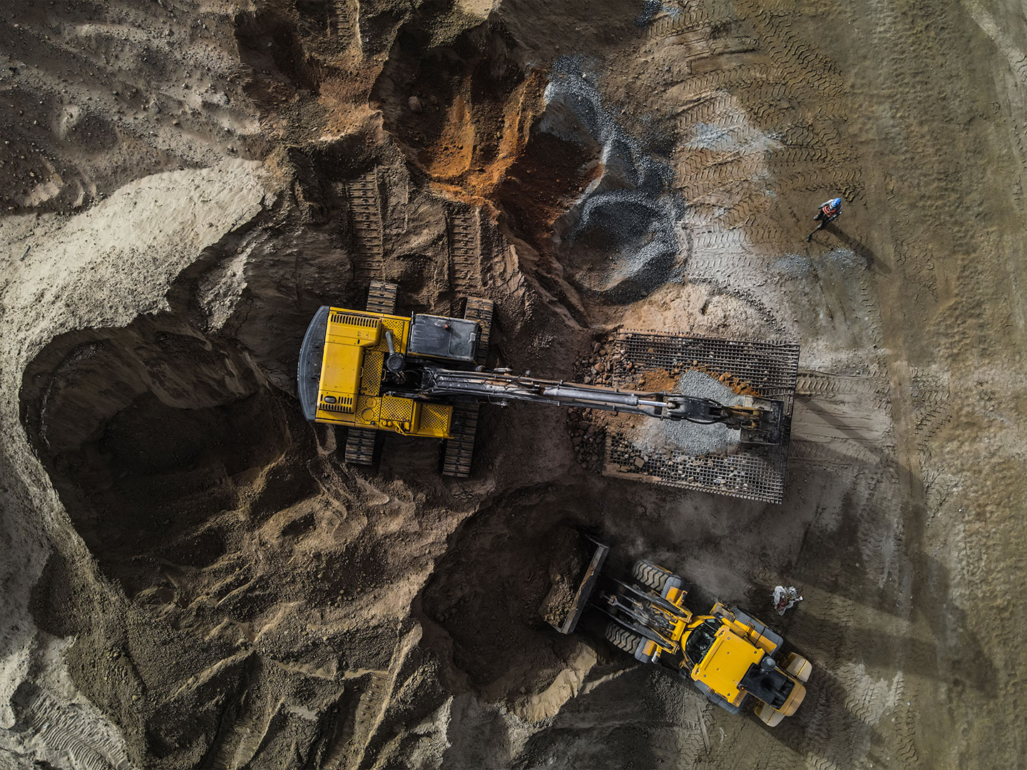 R1020-1B Upgrade of Dubai – Al Ain Road – DeTech Contracting LLC